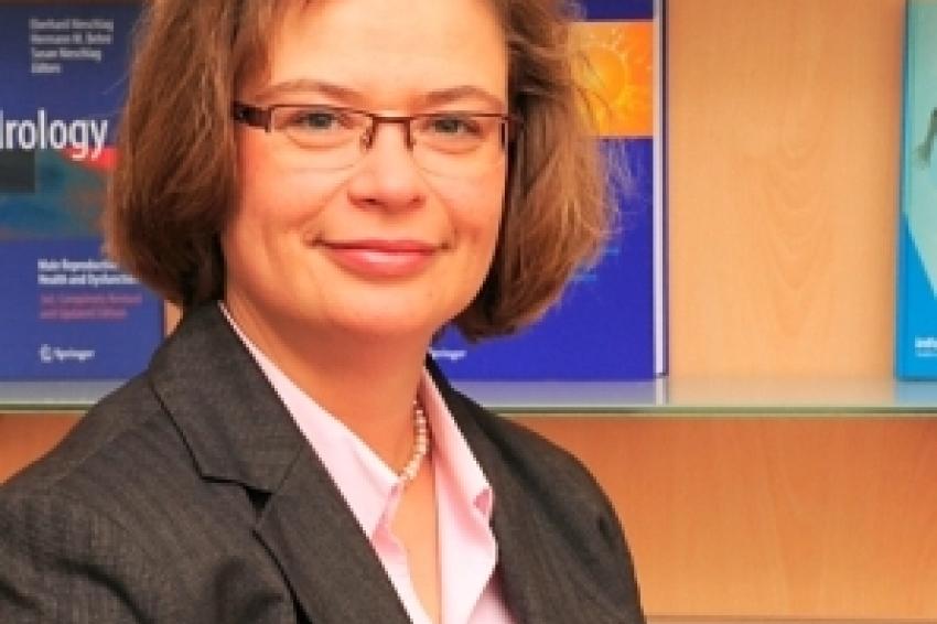 Prof. Dr. Sabine Kliesch in den Beirat der Bundeszentrale für ... Prof. Dr. Sabine Kliesch in den Beirat der Bundeszentrale für ...